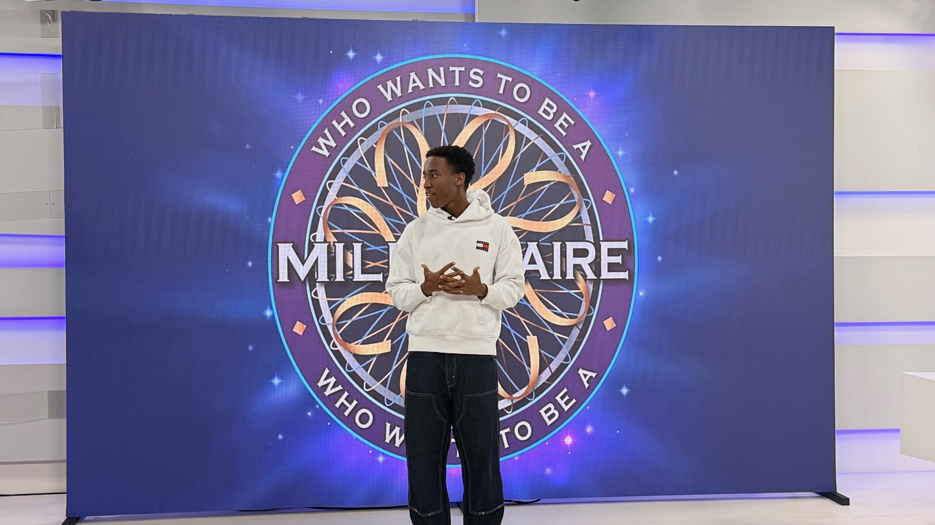 Marcos González: «Inauguramos el nuevo modelo de pantallas de Europea ...